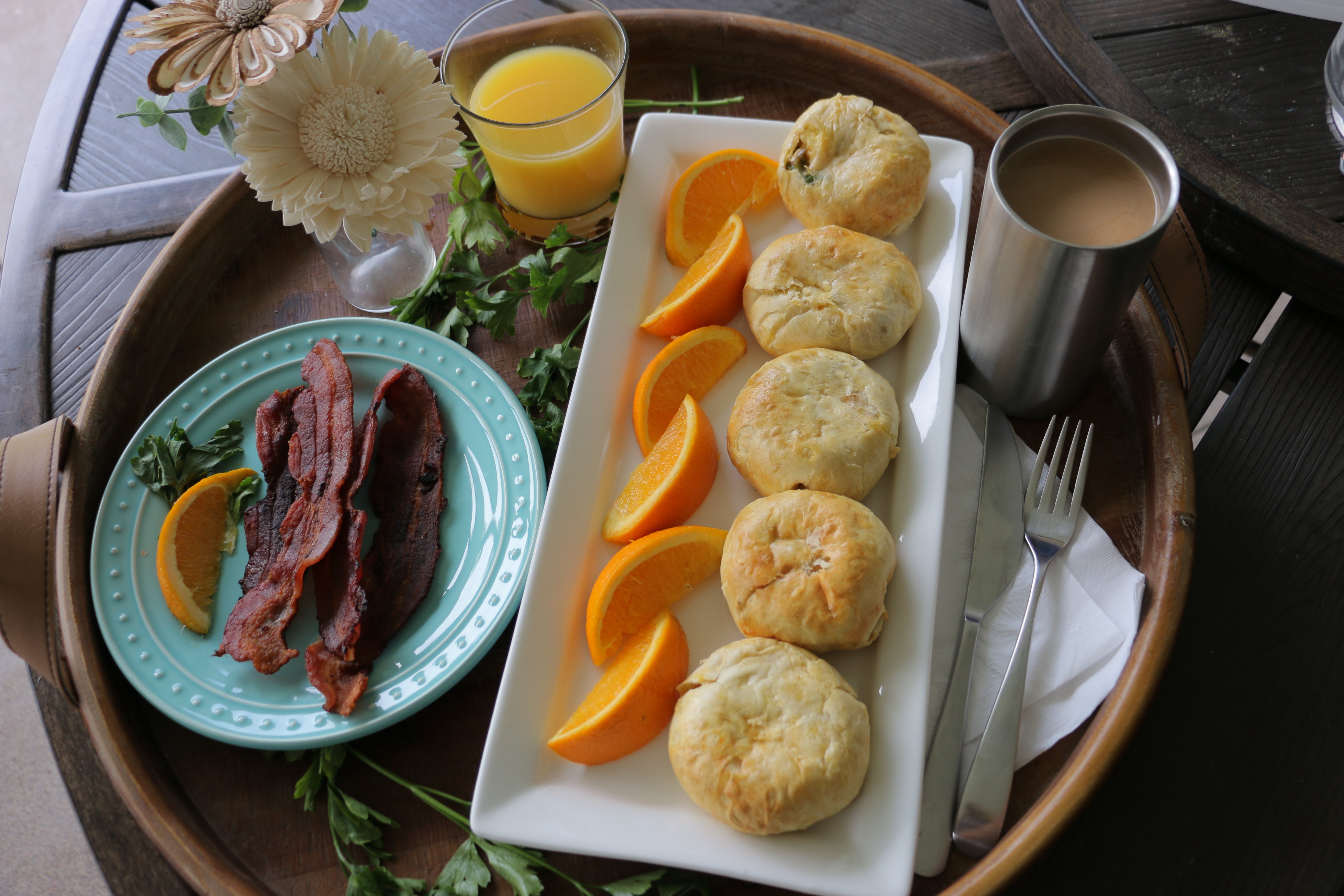 Airy Fryer Breakfast Biscuit Bombs – Blackstone Products (MX)